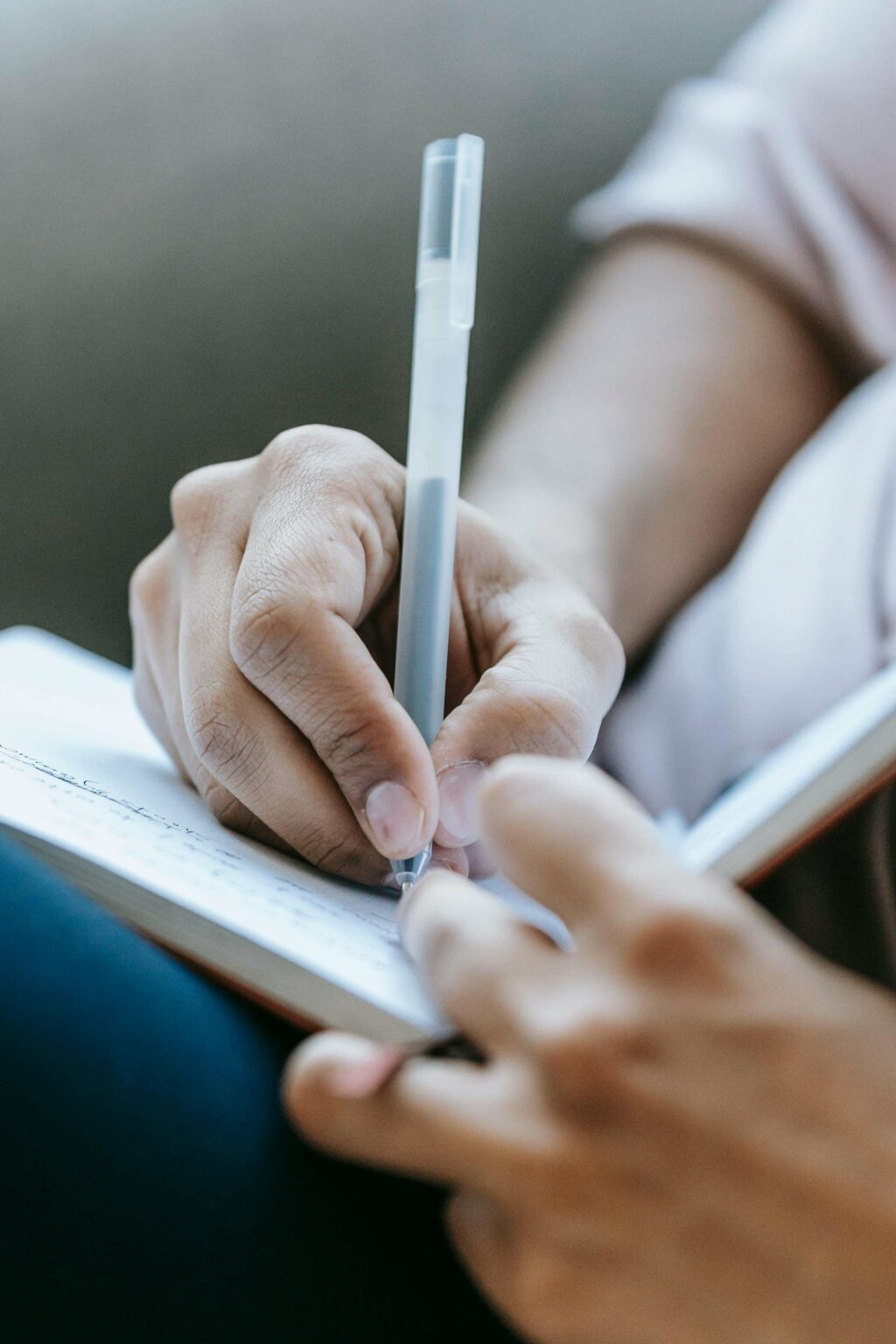 How To Write A Logline: A Complete Guide For Screenwriters | Filmstro